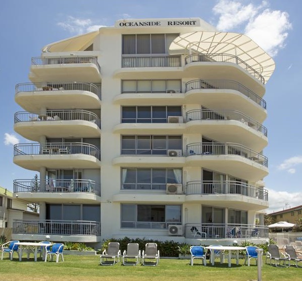 Absolute Beachfront Apartments | Bilinga, Gold Coast | Oceanside Resort